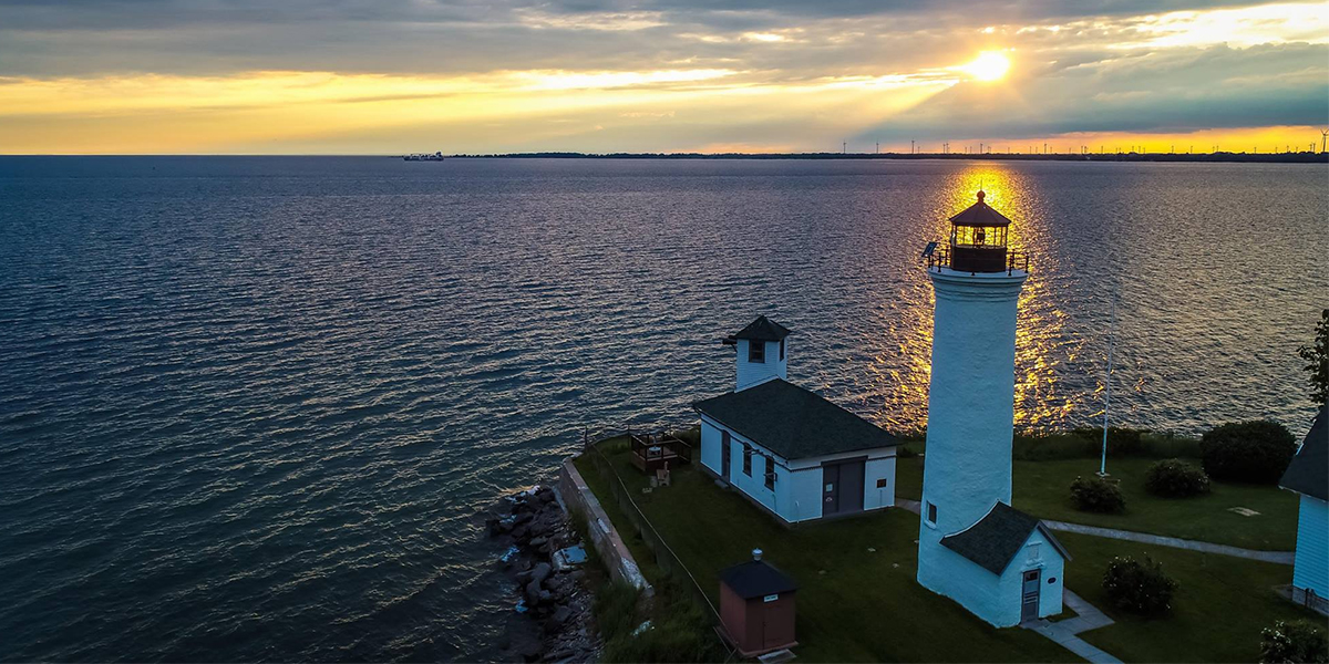 200723sun-tibbets-point-lighthouse | Newzjunky